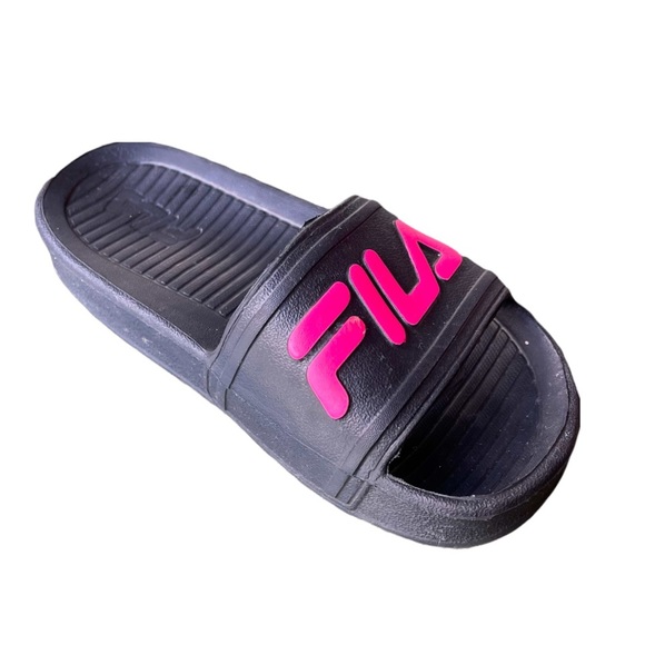 Fila | Shoes | Fila Blackpink Sleek St K Rubber Slides 2 Toddler | Poshmark